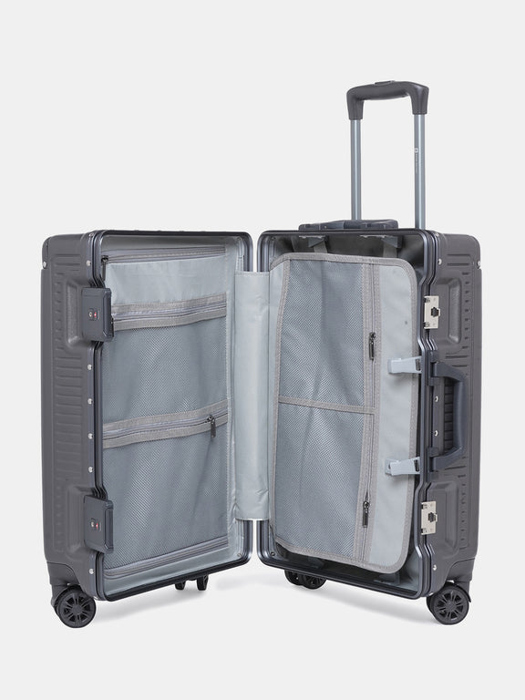 Kinetic Hard top Trolley Luggage Suitcase – Swiss Military India
